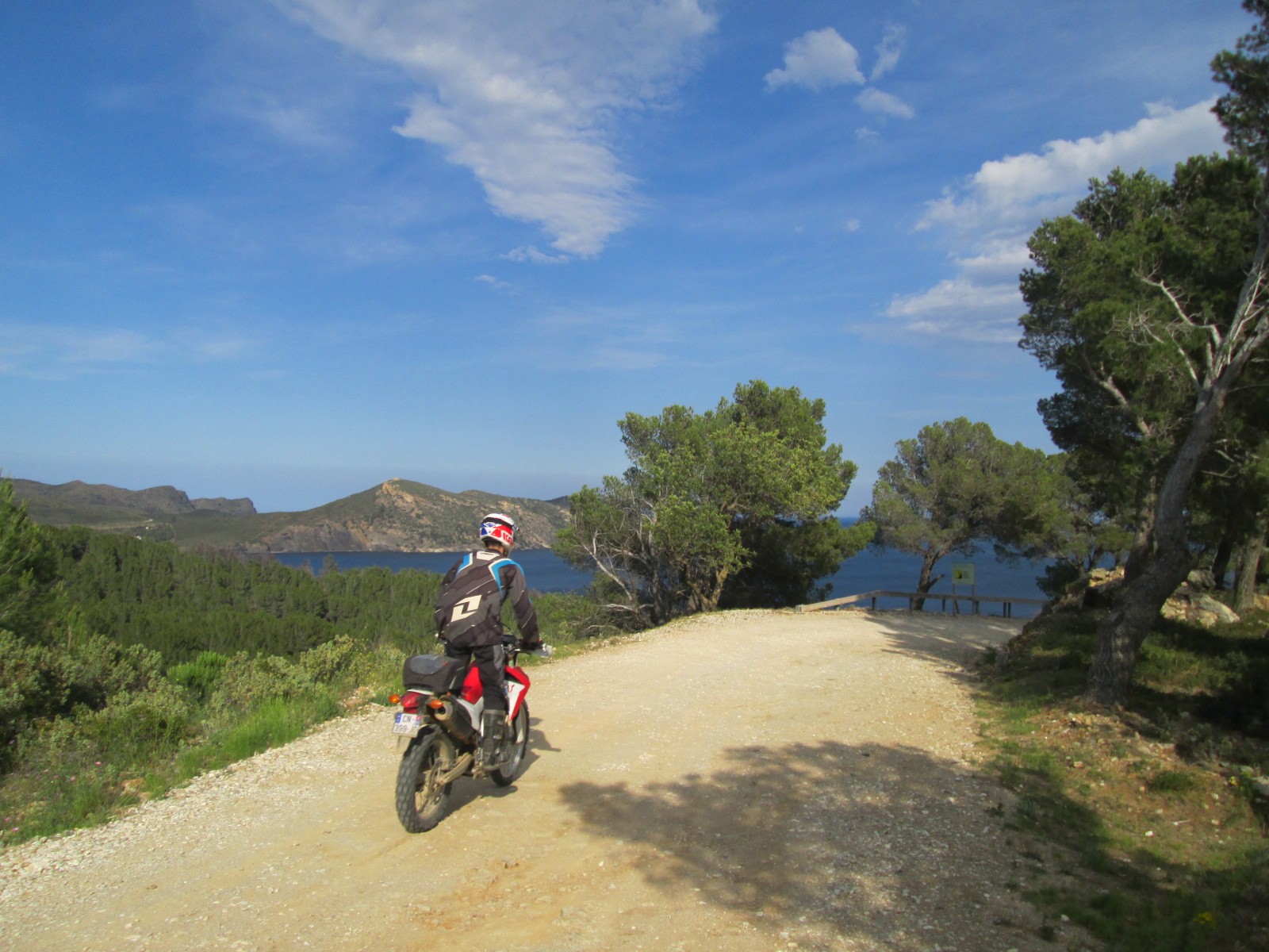 Une rando trail en direction de Cadaquès et ses somptueuses criques.